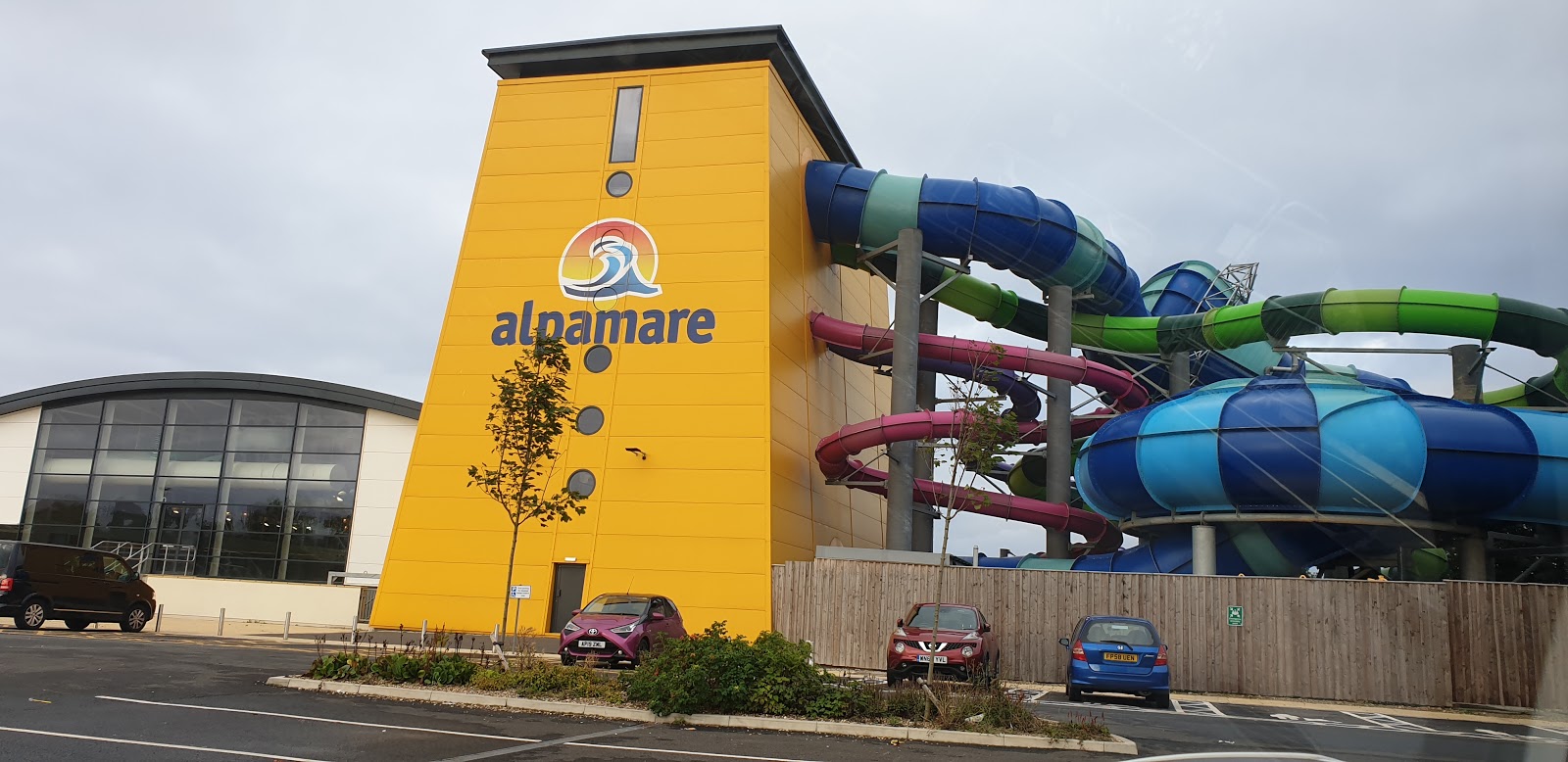 Alpamare UK - WhiteWater