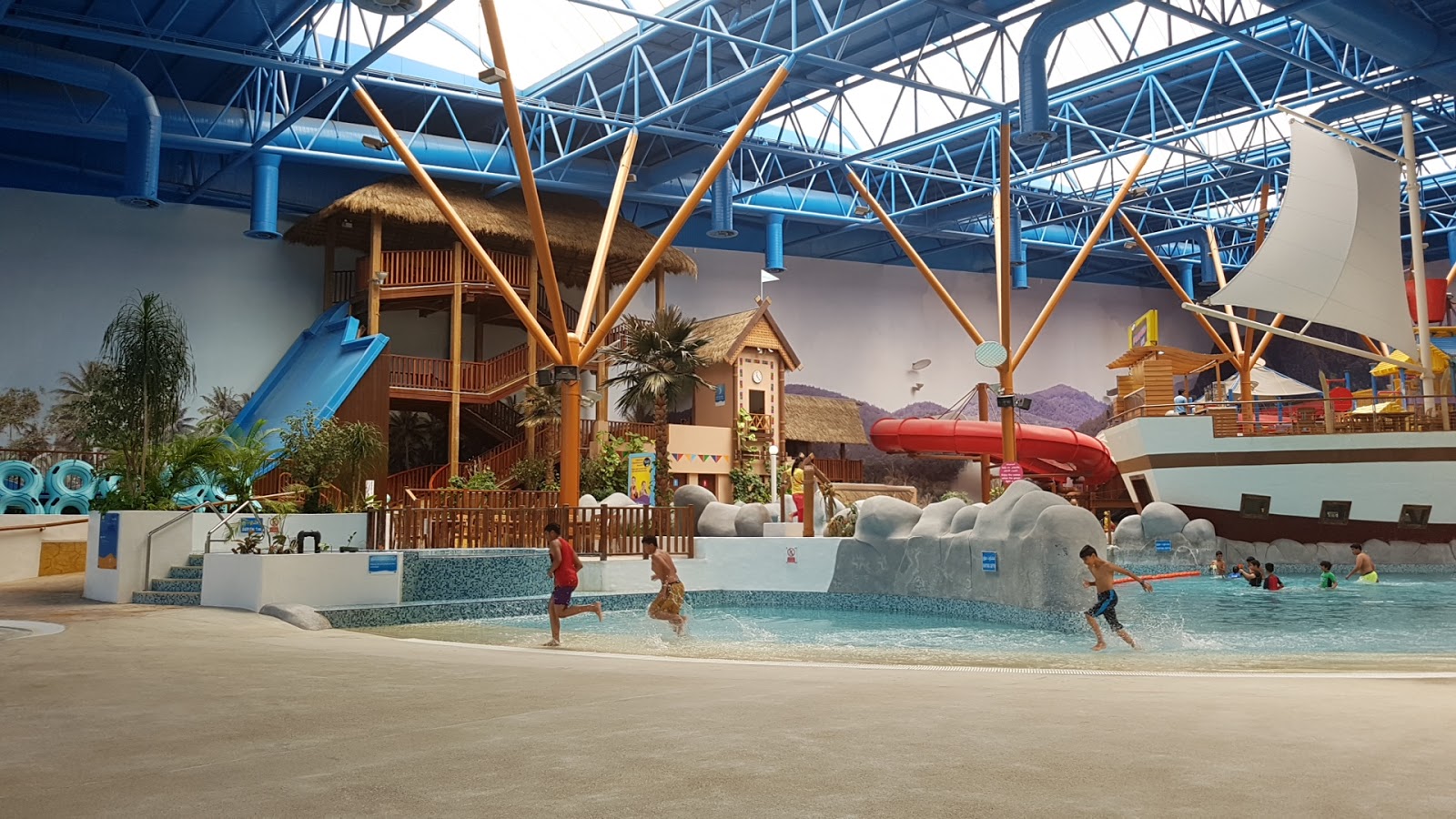 Wahooo! Waterpark - WhiteWater