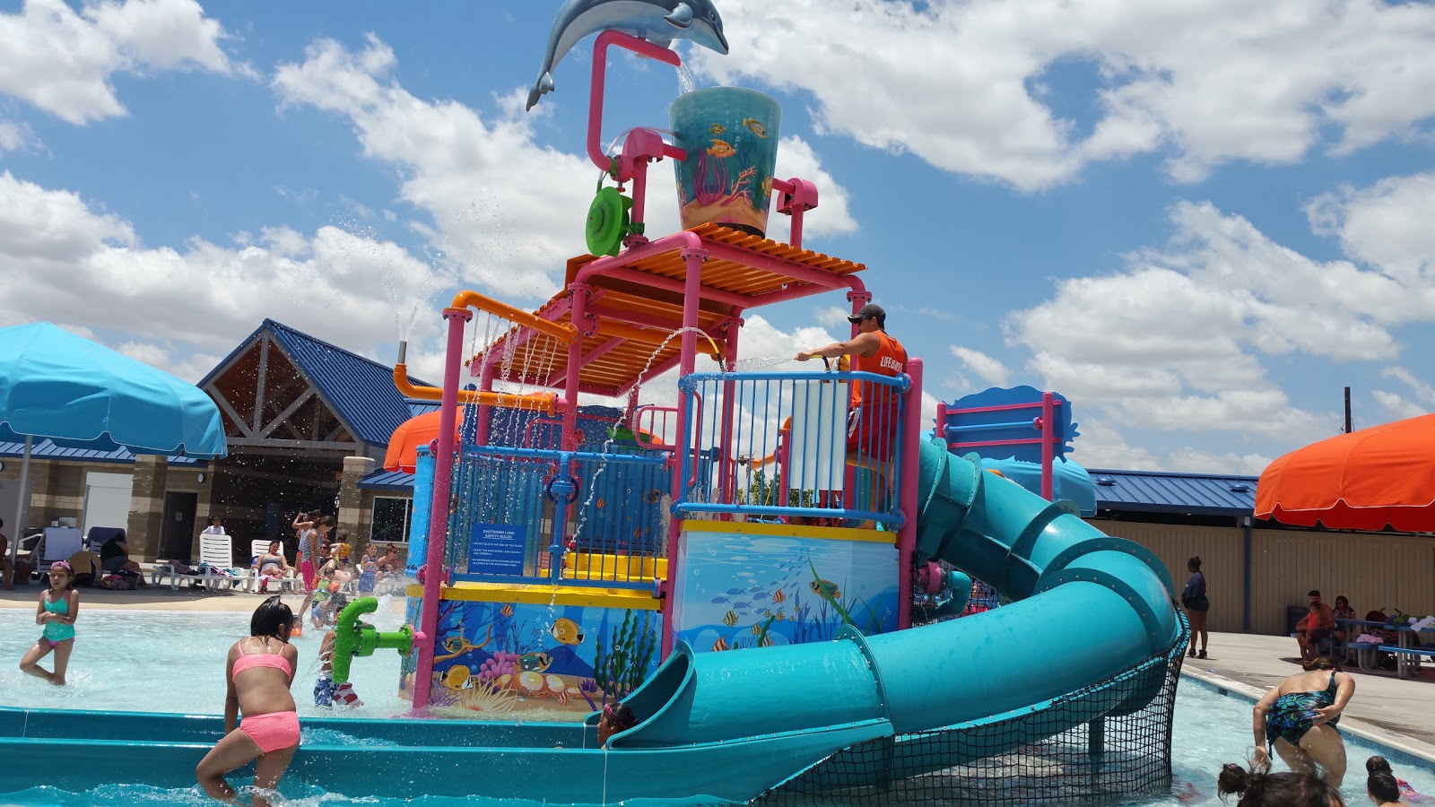 Washington Aquatic Center - WhiteWater