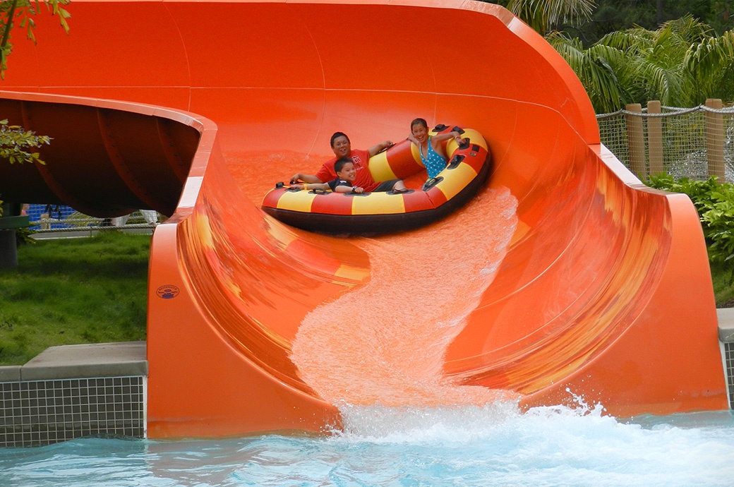 The Family Raft Ride from WhiteWater