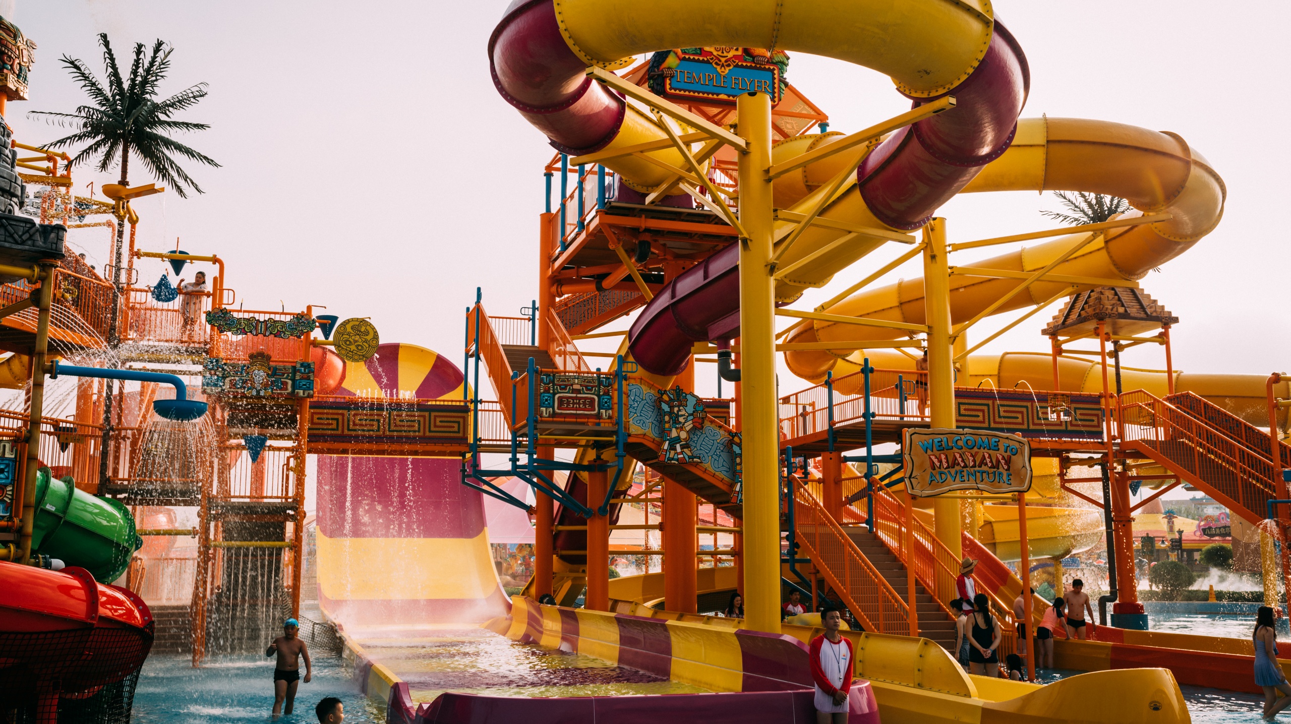 OCT Tianjin Playa Maya Water Park - WhiteWater